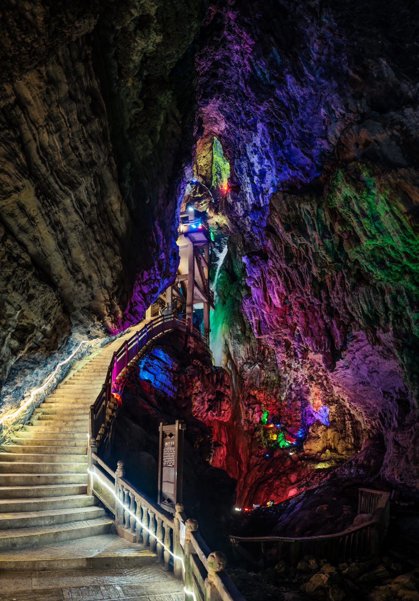 Ott ahol a két ország találkozik – Guangxi I. rész, Tongling Grand ...